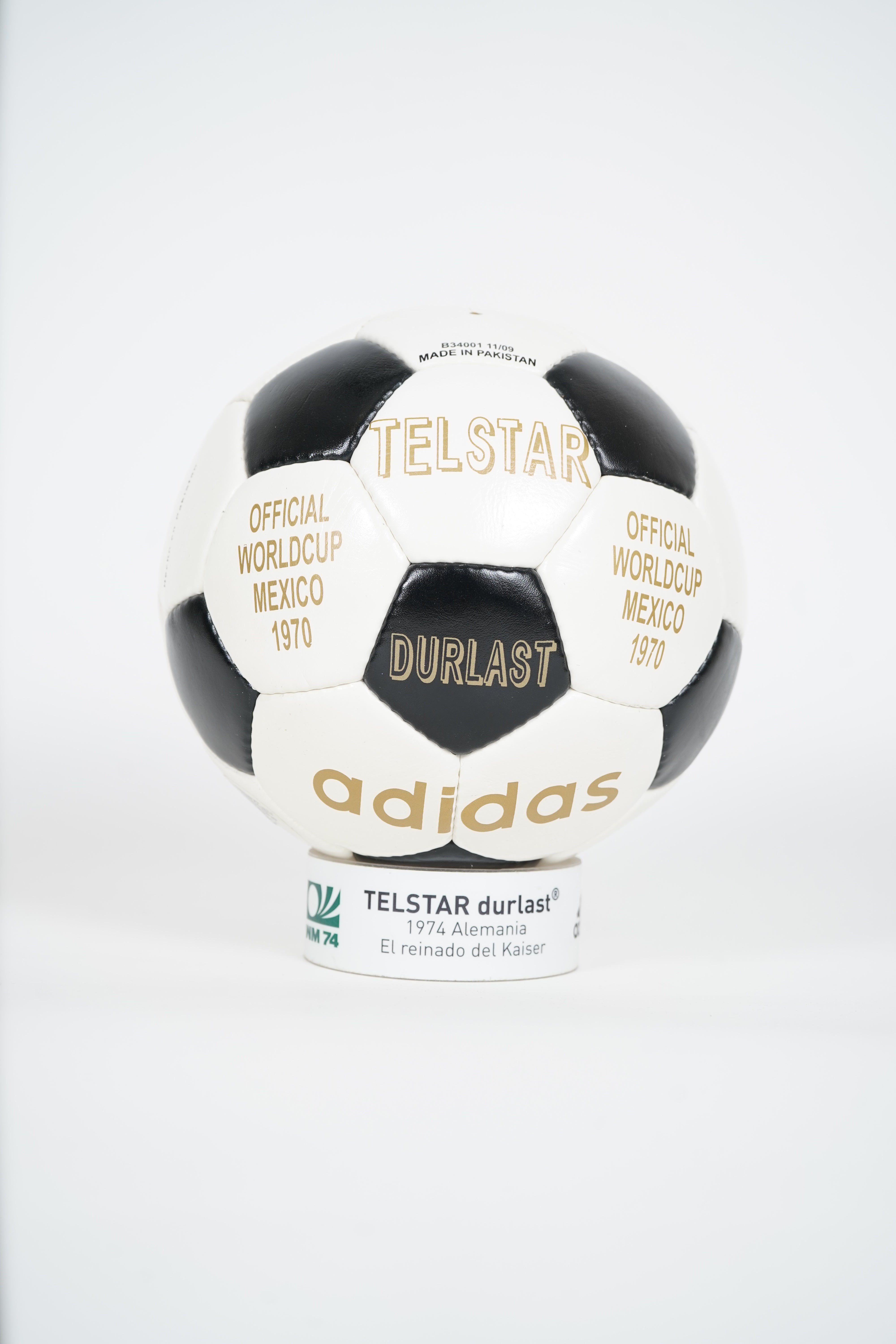 Balon Telstar 1970 – The Football Room Mty